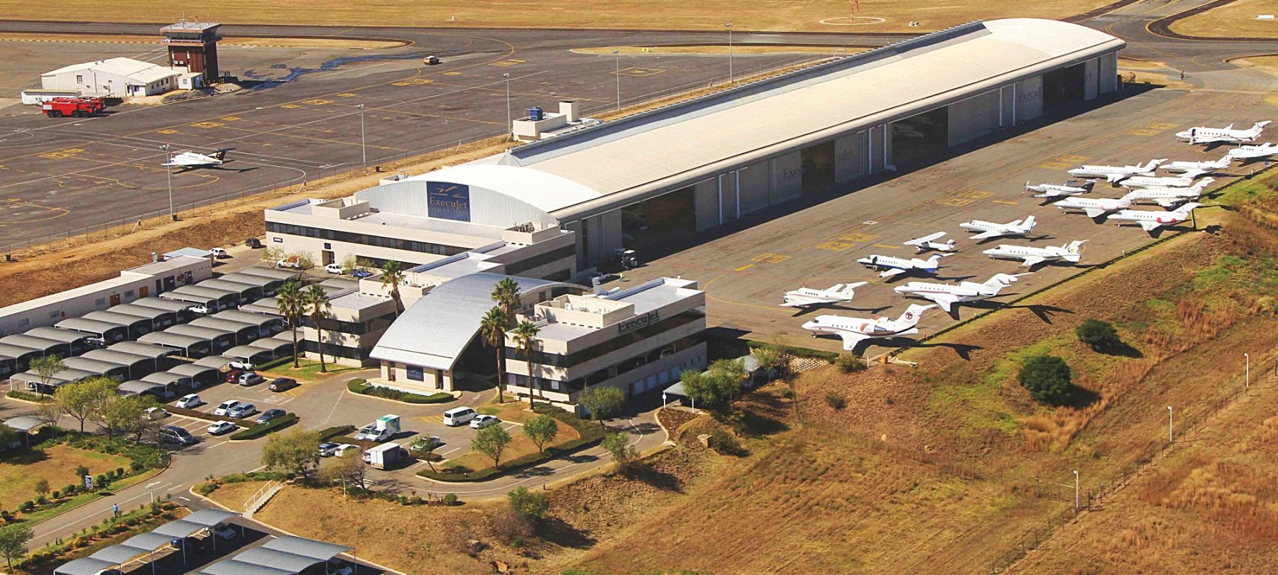 ALTITUDES - ExecuJet: Under African Skies - Luxaviation