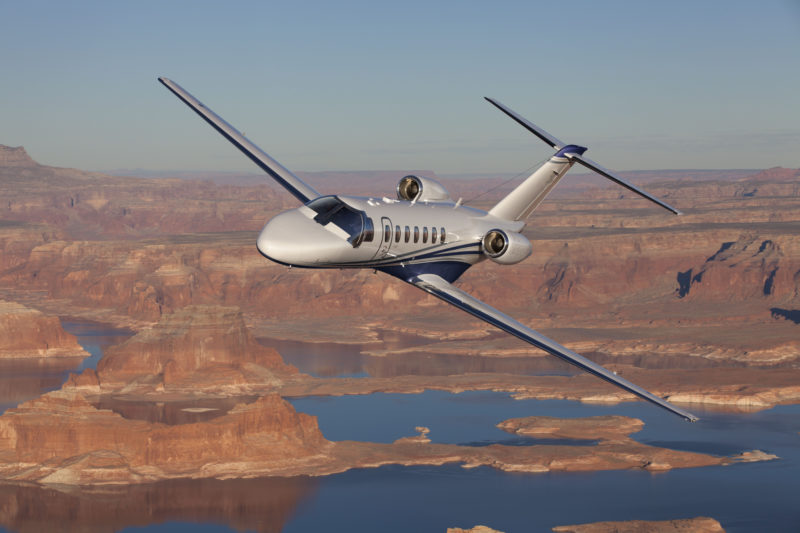 How to Charter a Luxury Private Jet - A Complete Guide